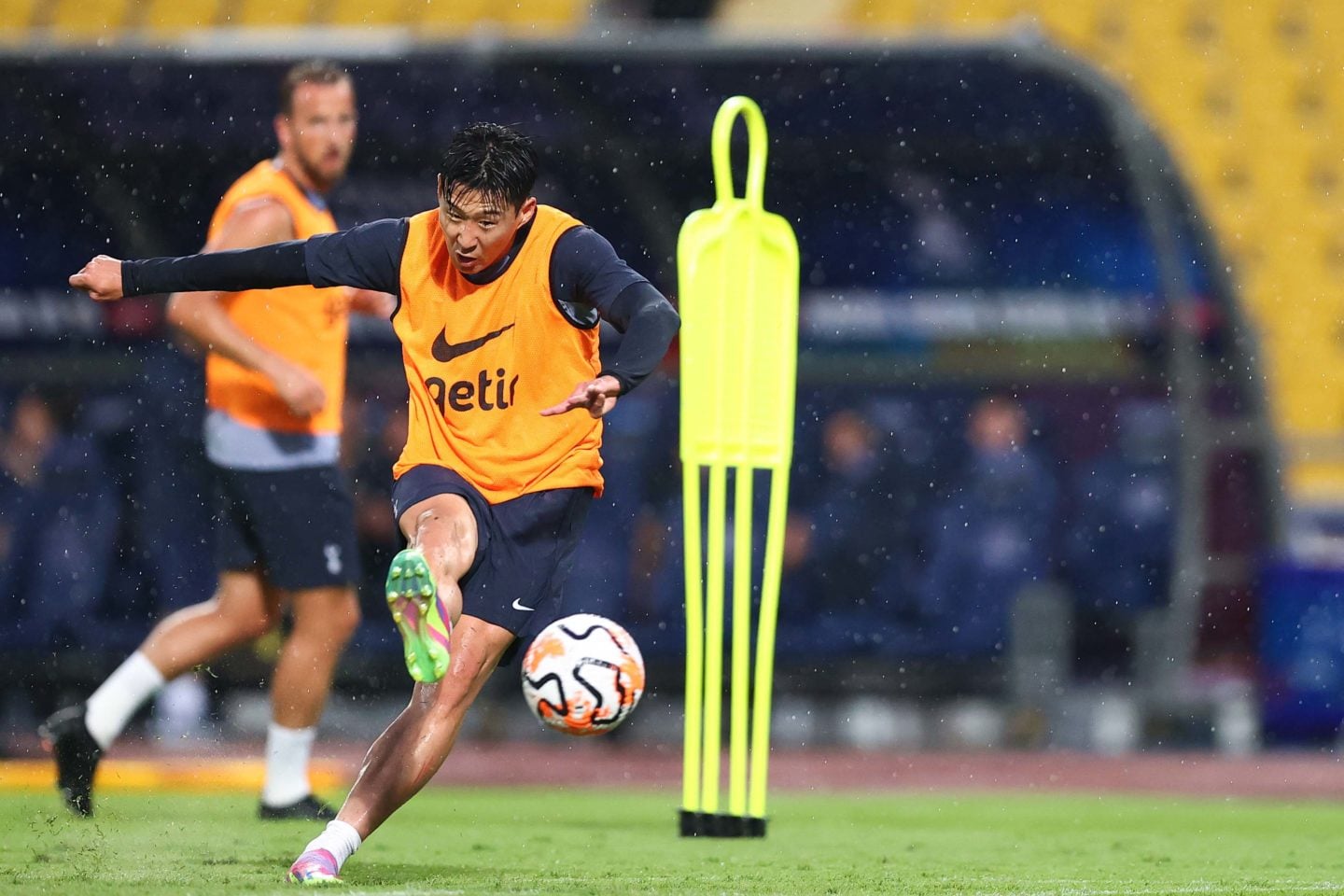 Report: Spurs are working on 'lucrative new sponsorship' deal for 2024/ ...