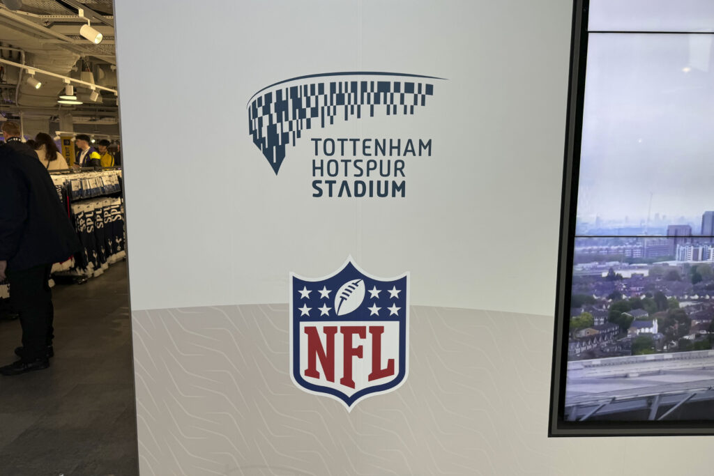 NFL star blown away by one unexpected aspect of the Tottenham Stadium ...
