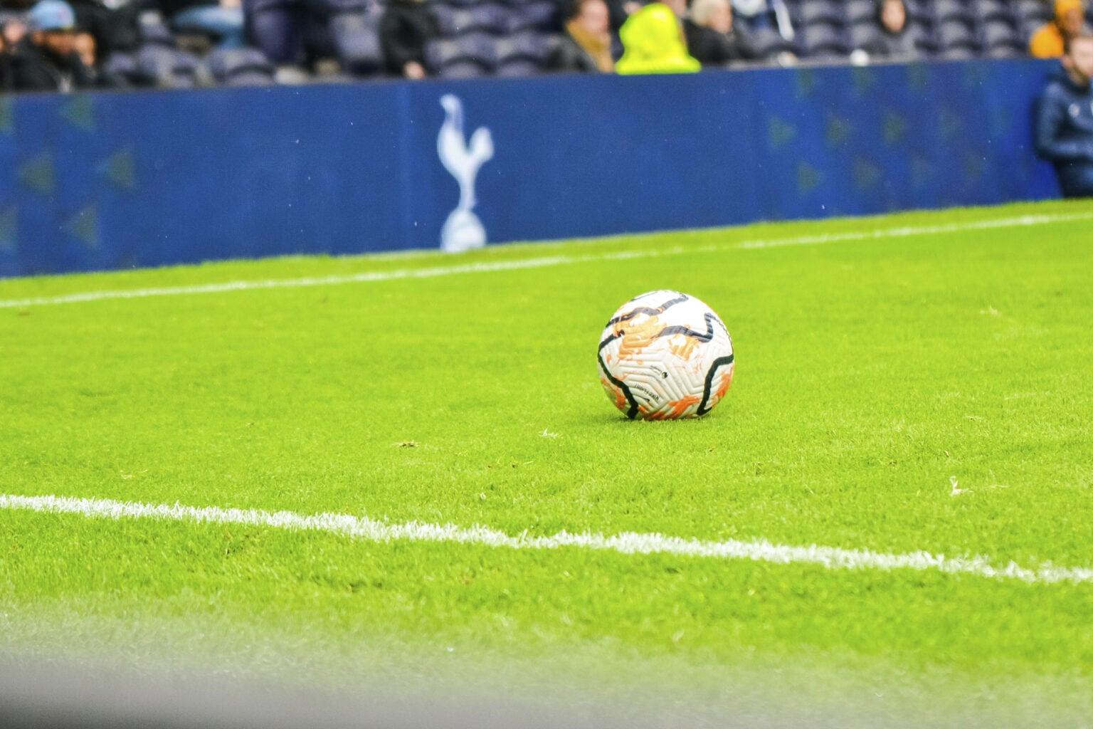 Injured Tottenham midfielder back in training ahead of Manchester City ...