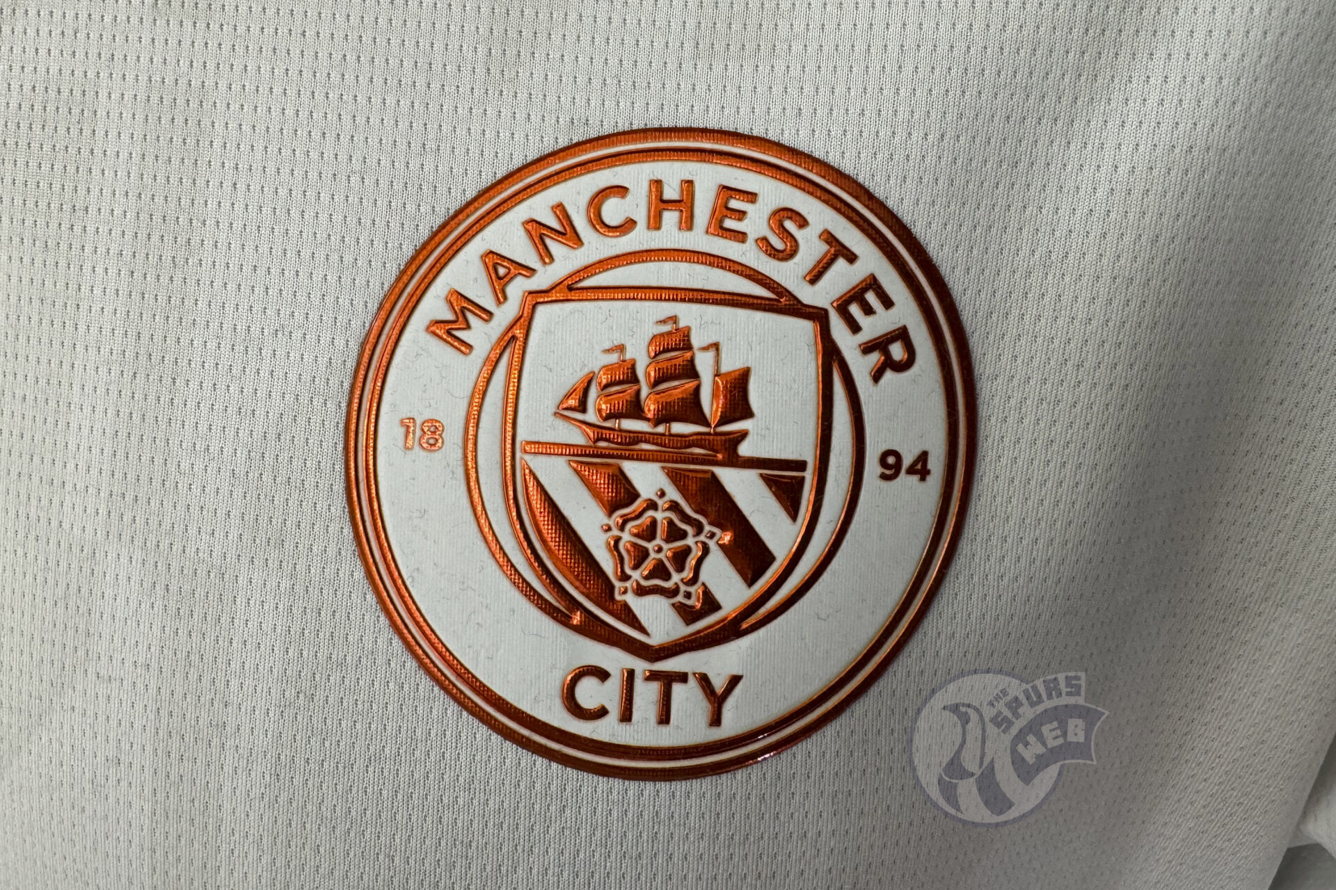Tottenham sign 18-year-old midfielder from Manchester City - Spurs Web