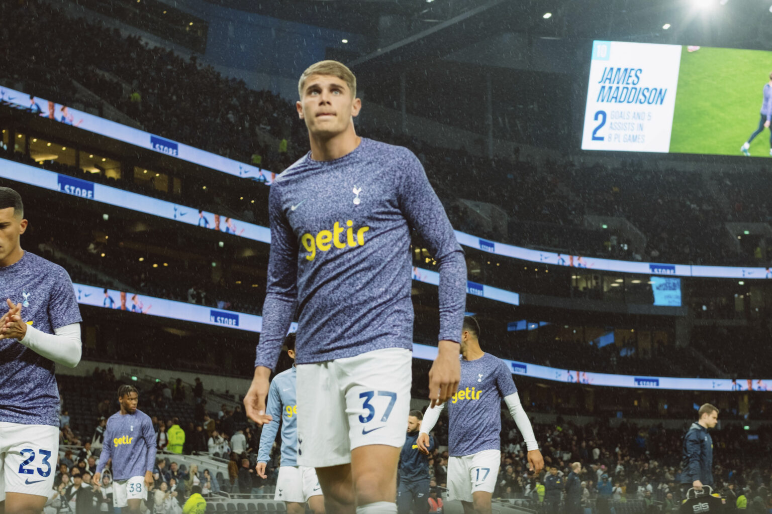 Opinion: Tottenham's left-back crisis: Micky Van de Ven or Emerson ...