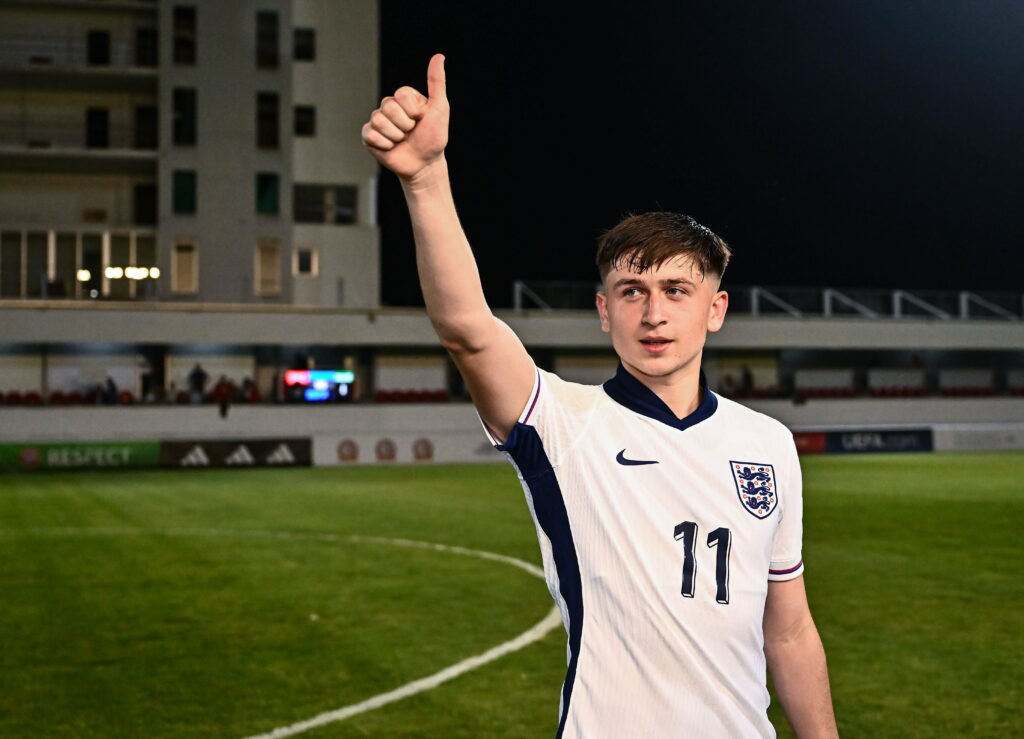 Bio: Who is Mikey Moore? All you need to know about Tottenham's teenage ...