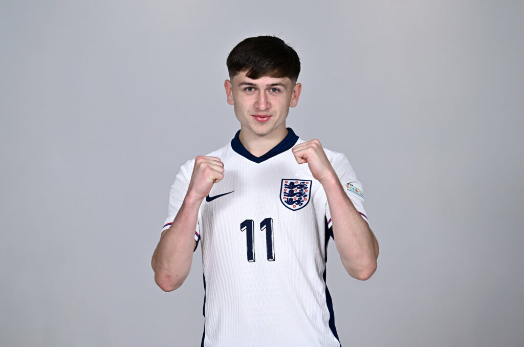 Bio: Who is Mikey Moore? All you need to know about Tottenham's teenage ...