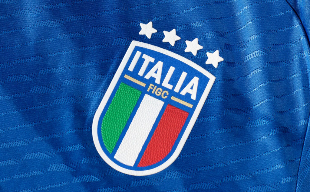 Spurs 'ready to get down to business' in talks for Italian midfielder ...