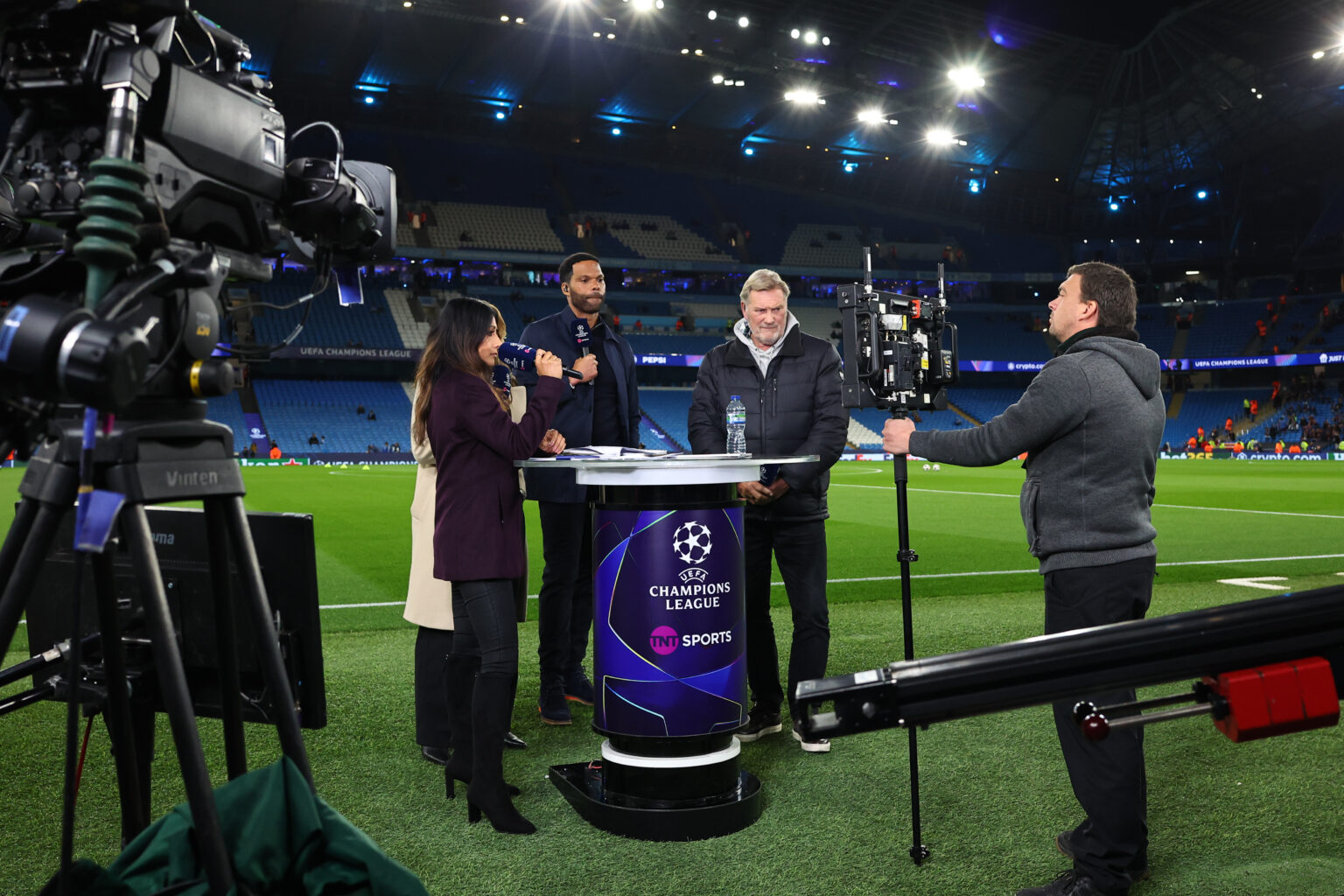 Who is Glenn Hoddle? Spurs legend's career stats, trophy wins and ...