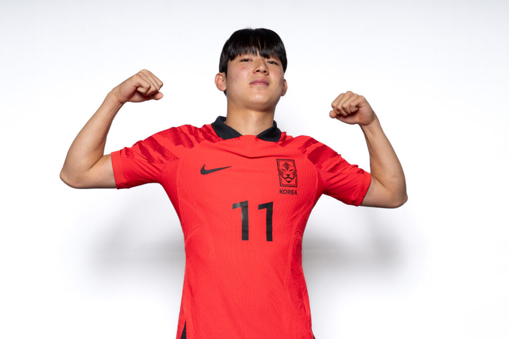 Yang Min-hyeok is officially a Tottenham player: Is he ready to start ...