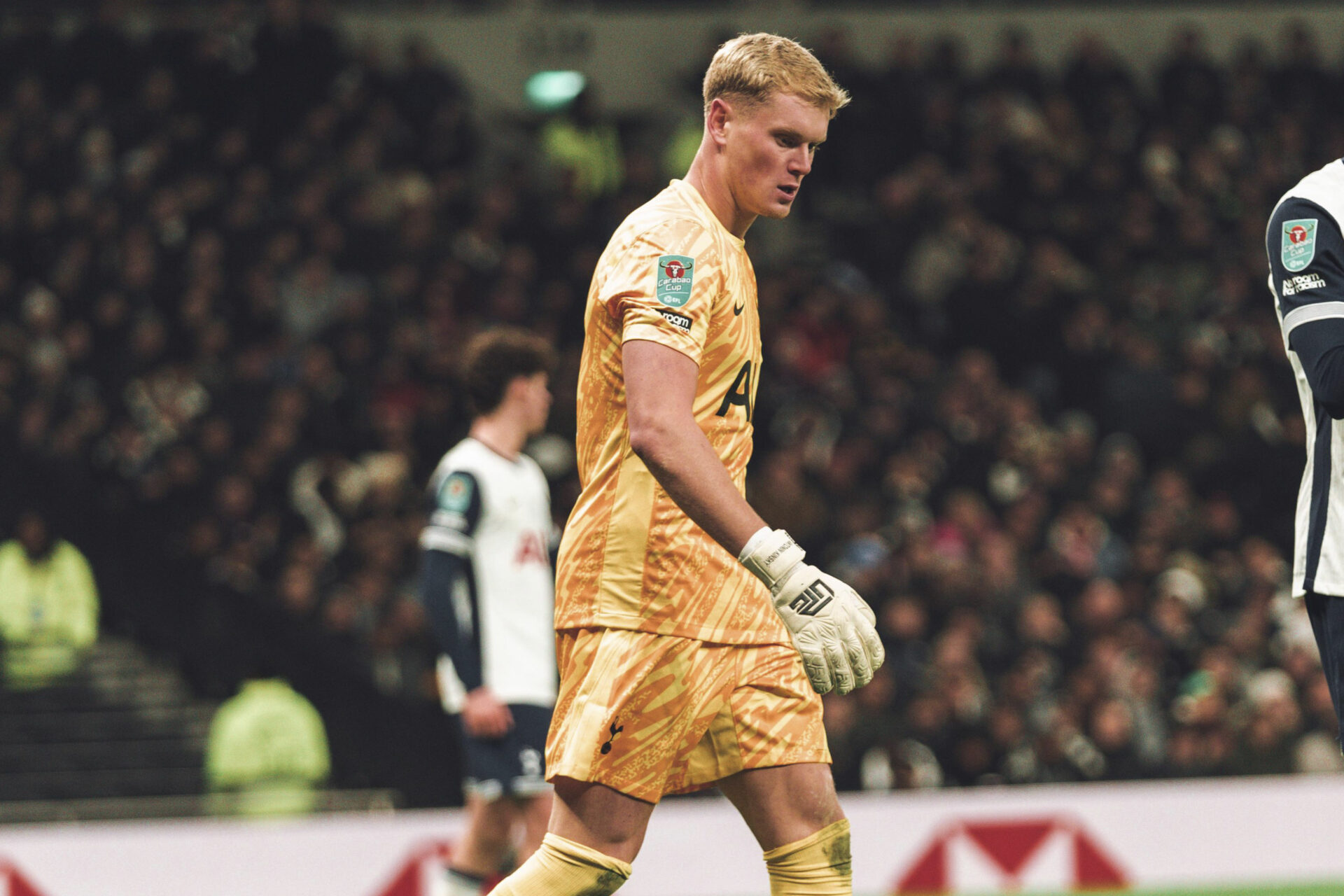 Antonin Kinsky reveals surprising past position after stellar Spurs ...