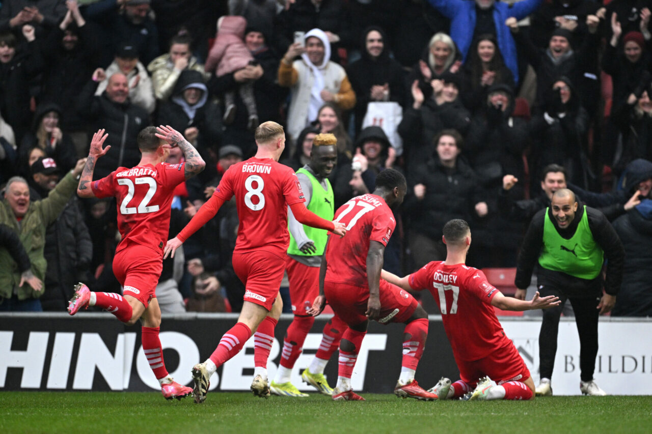 Spurs fans will love video of academy starlets reacting to Jamie Donley screamer live - Spurs Web