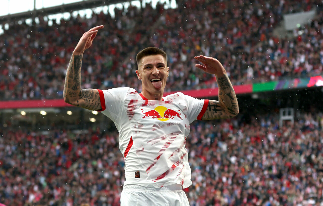 Tottenham have 'little chance' of winning race for 17-goal striker ...