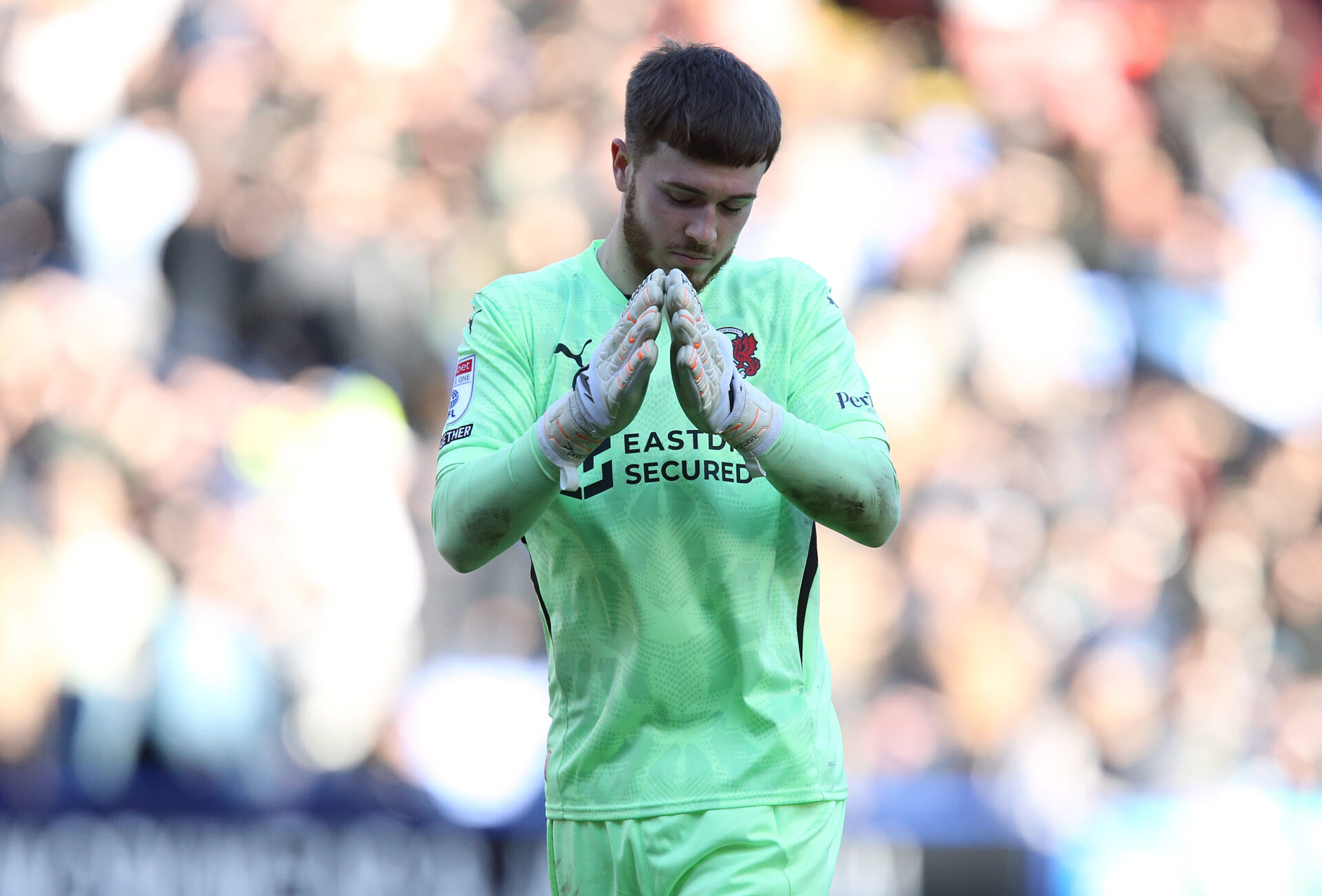 Why Tottenham's Josh Keeley got yet another standing ovation on loan ...