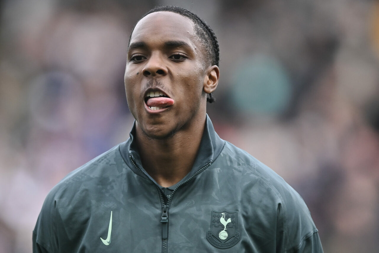 Tottenham fans react to Mathys Tel's heated exchange with Spurs ...