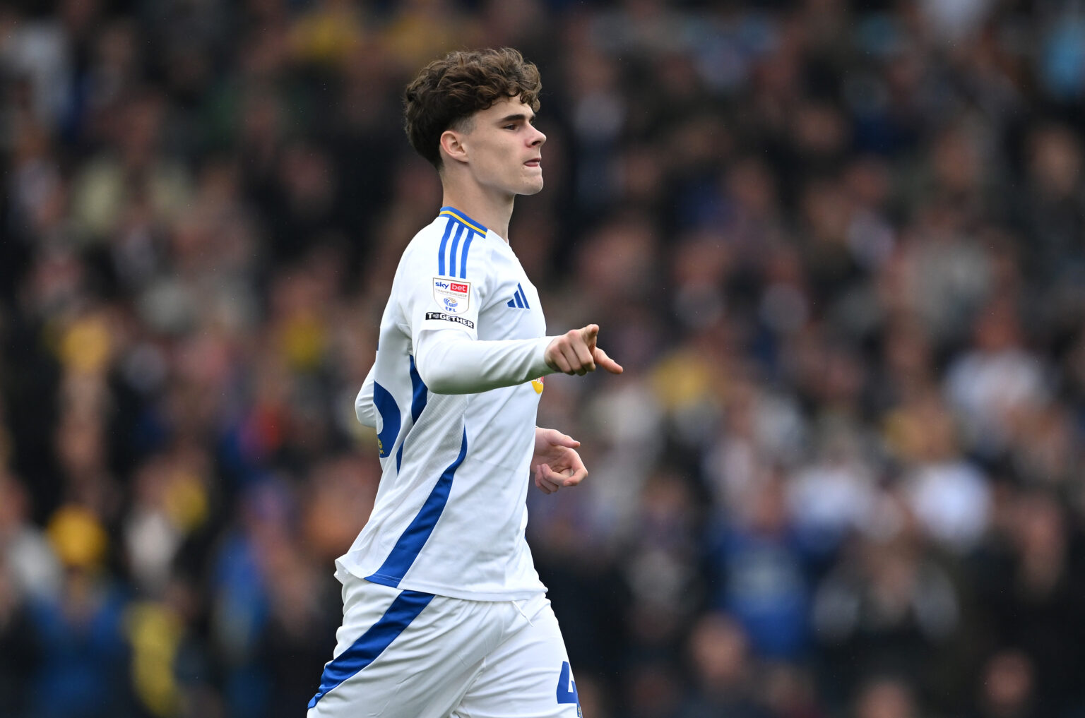 Tottenham scout the little brother of London's Young Player of the Year ...