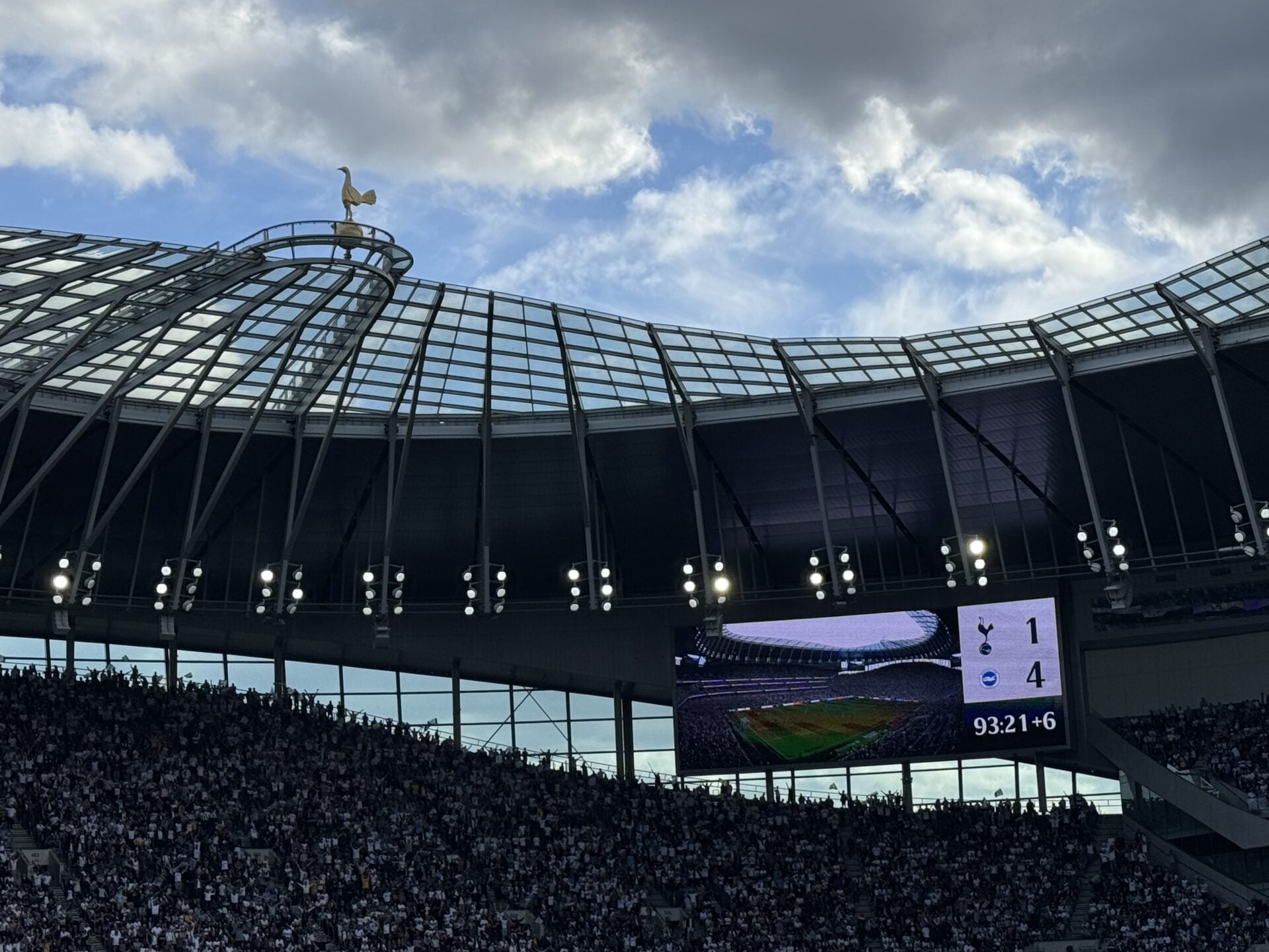 Tottenham full time ratings vs Brighton – 4/10 for tired full-back ...