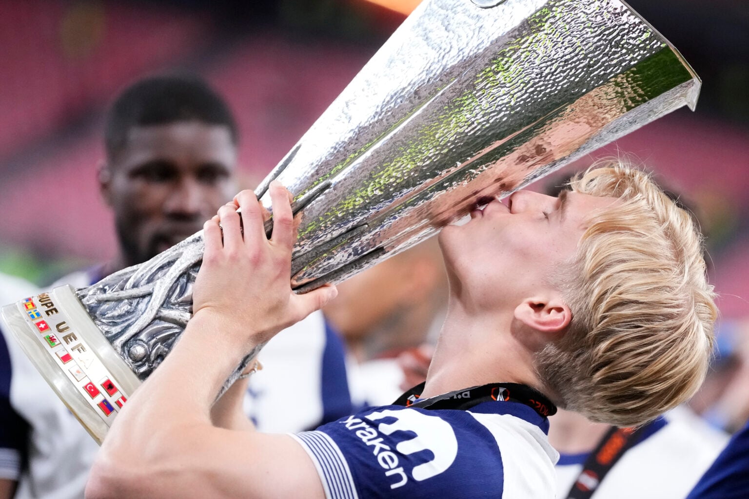 Lucas Bergvall reveals how it felt to miss out on Tottenham's Europa ...
