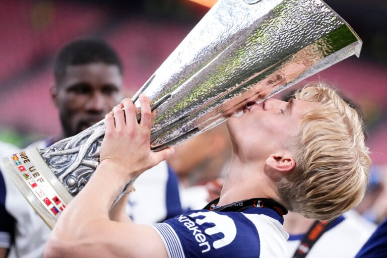 Lucas Bergvall reveals how it felt to miss out on Tottenham's Europa ...