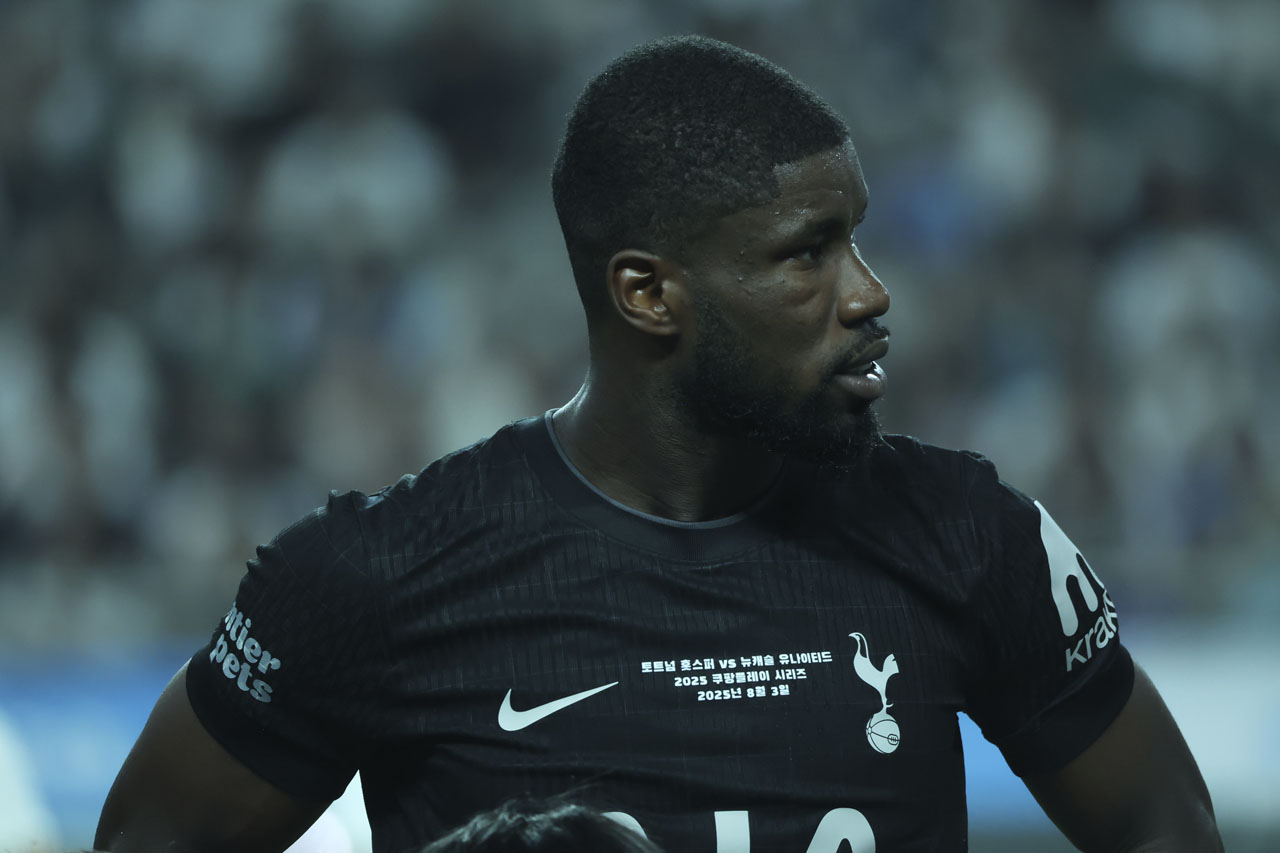 Kevin Danso reveals what he enjoys most about working with Thomas Frank ...