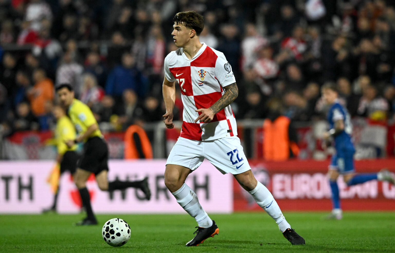 Tottenham will be over the moon at Luka Vuskovic's stats from first ...